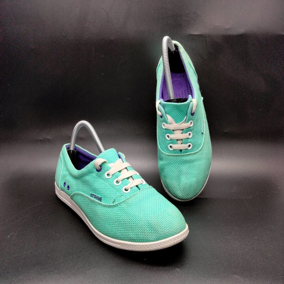 CROCS | Shoes | Crocs Womans 8 Lopro Short Vamp Canvas Knit Plim Teal ...
